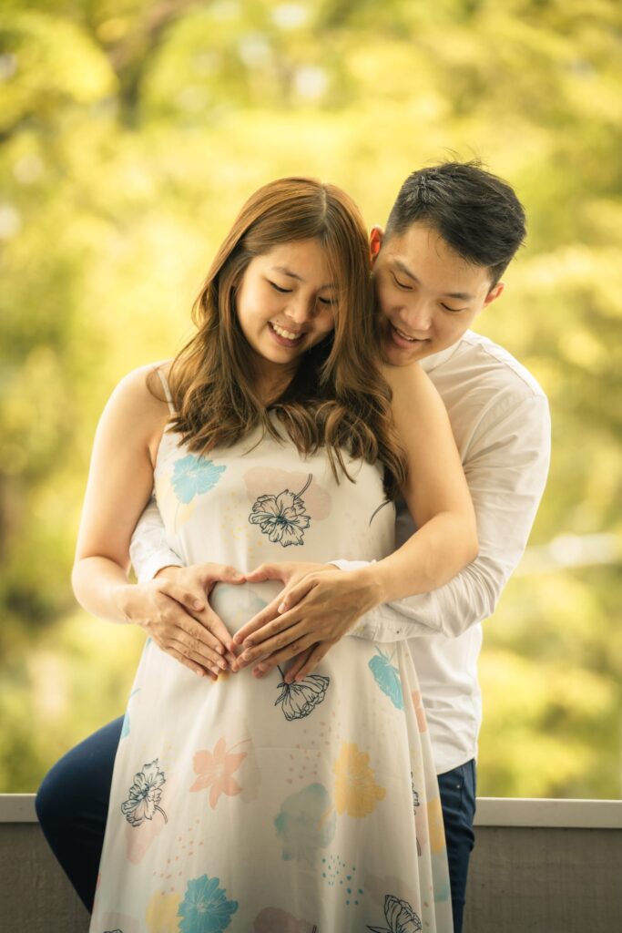 Professional Maternity Poses What To Wear To Your Maternity Photo